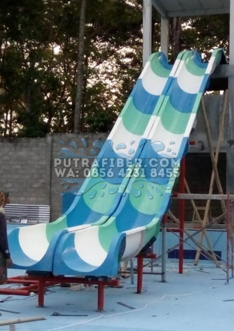 Seluncuran Kolam Renang ⭐️ Perosotan Waterboom Harga Murah